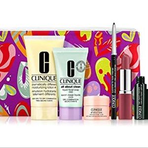 Clinique | Skincare | Clinique 7 Piece Gift Set Unopened Includes Full ...